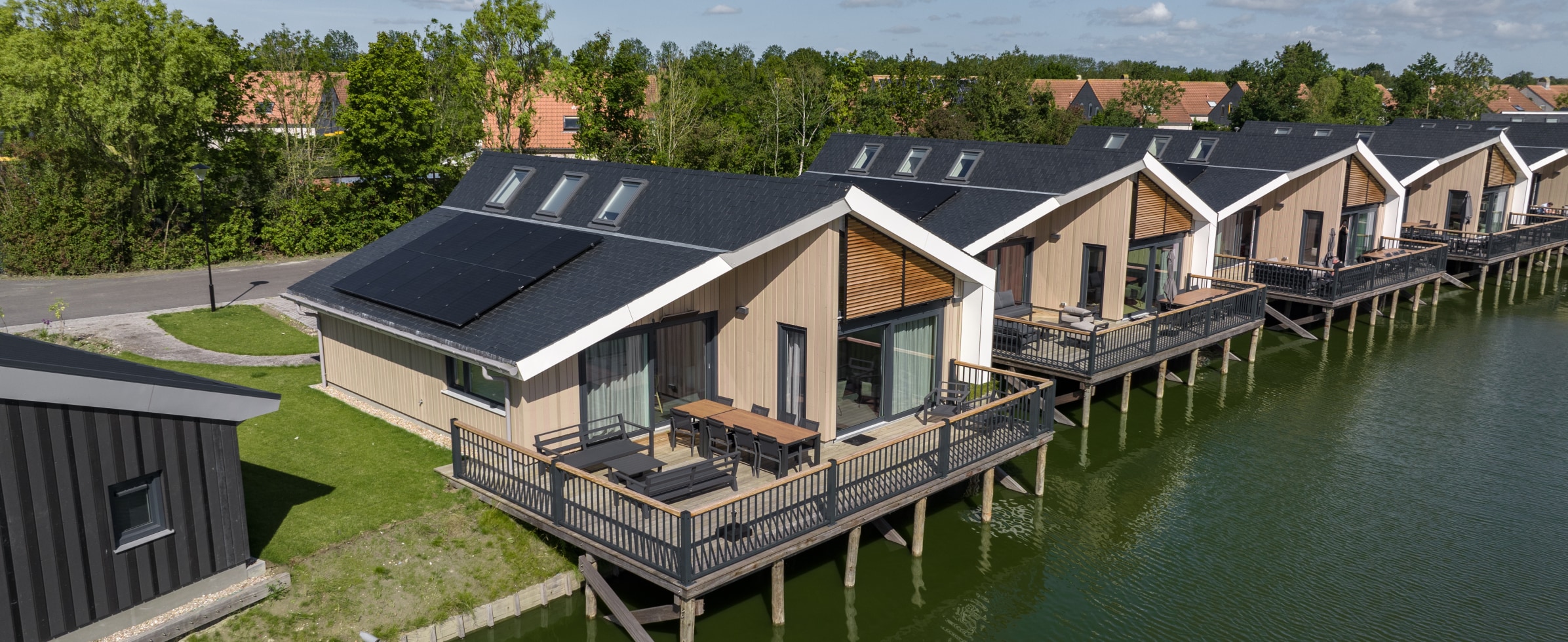 Villa Watervilla Luxe 8 - Zeebad | Roompot